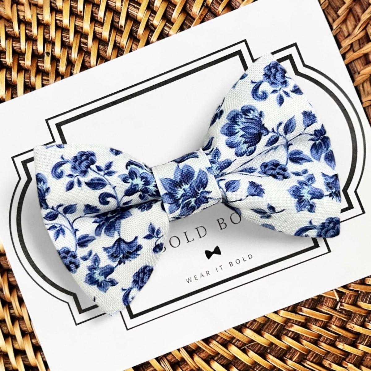 French Blue Dog Bow Tie or Cat Bow Tie- Over The Collar – The Bold Bow Tie